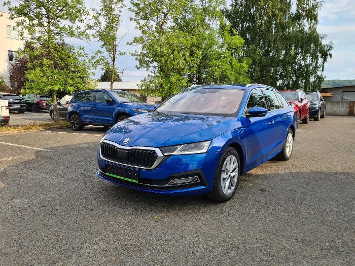 ŠKODA Octavia Combi Style Plus 2.0 TDI 110 kW DSG :: Pilsen Cars